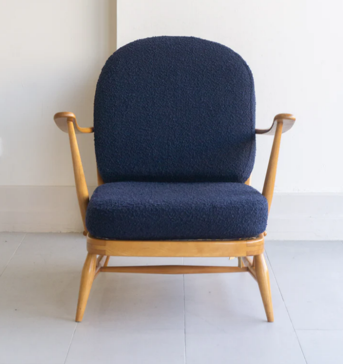 Pre-owned & Refurbished ERCOL - 335 Armchair by Lucian Ercolani | Collecte
