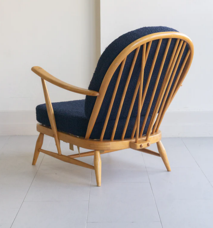 Pre-owned & Refurbished ERCOL - 335 Armchair by Lucian Ercolani | Collecte