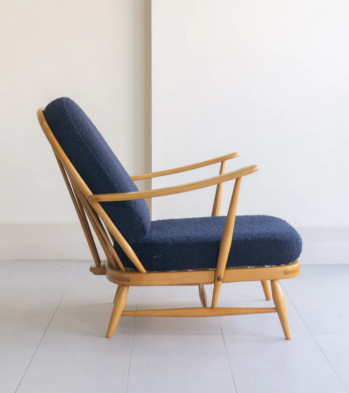 Pre-owned & Refurbished ERCOL - 335 Armchair by Lucian Ercolani | Collecte