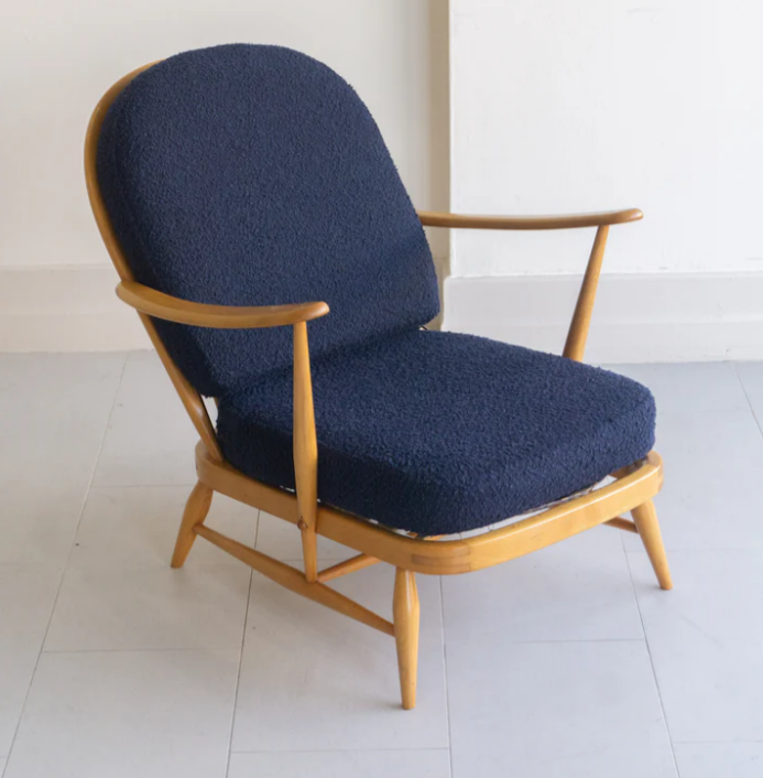 Pre-owned & Refurbished ERCOL - 335 Armchair by Lucian Ercolani | Collecte